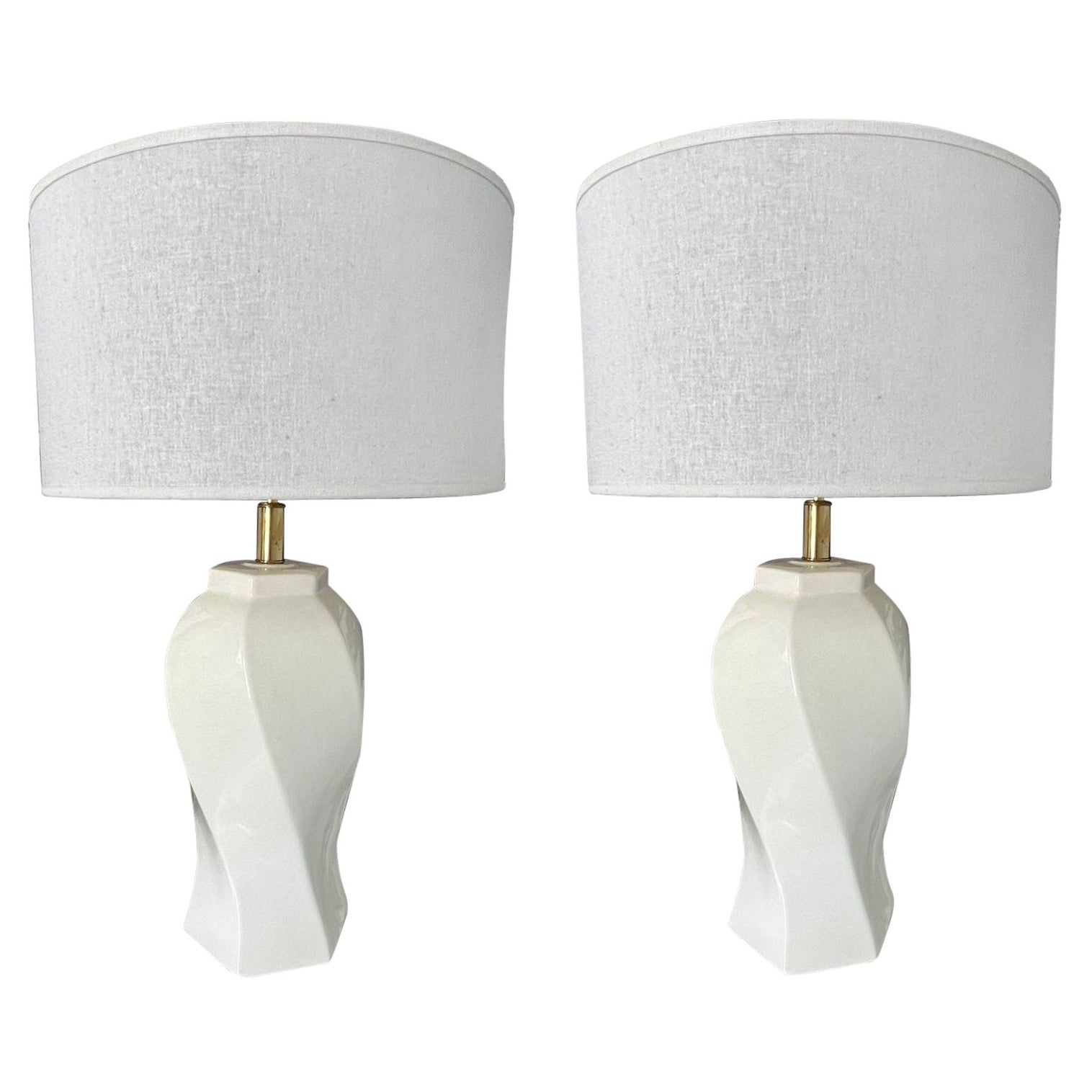 Pair of Italian Mid-Century Modern Ceramic Swirl Lamps in Ivory, C ...