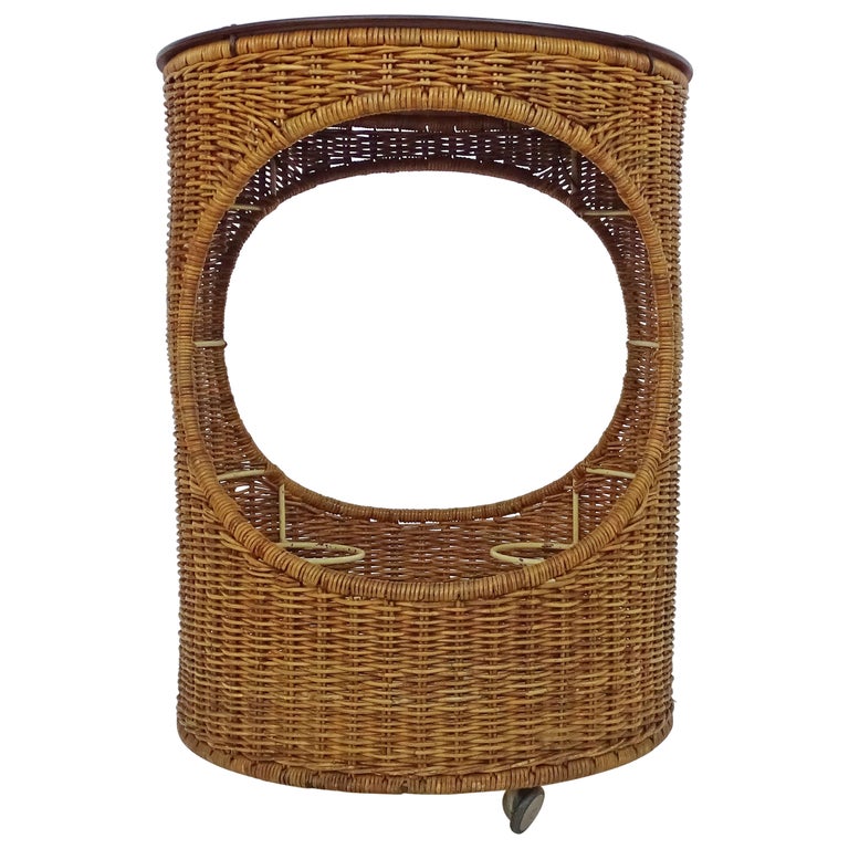 Splendid Italian 1950s Wicker and Teak Circular Bar Cart For Sale at ...