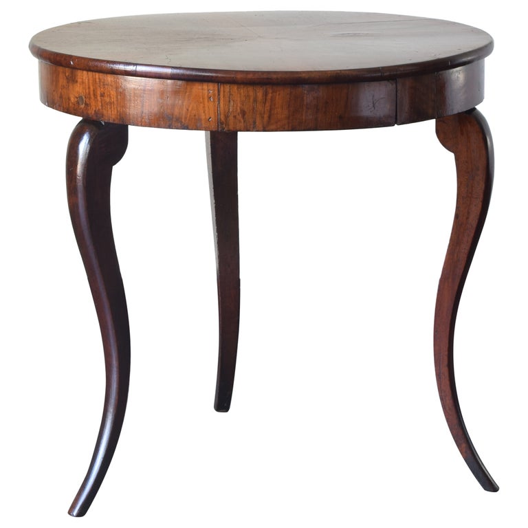 Italian Neoclassical Period Walnut and Veneered Center Table at 1stDibs