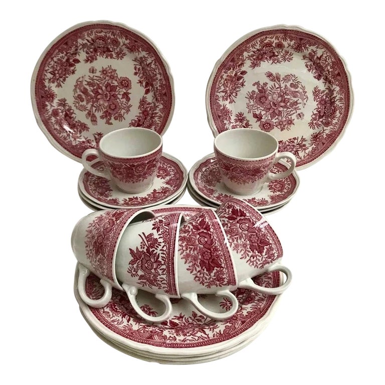 Villeroy and Boch Red Fasan Porcelain Tea Dinner Set For Sale at 1stDibs