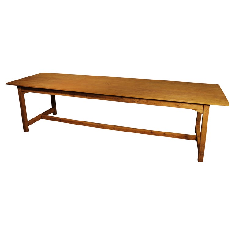 Grande table de réfectoire de 3 m en bois naturel du 19ème siècle, de ...
