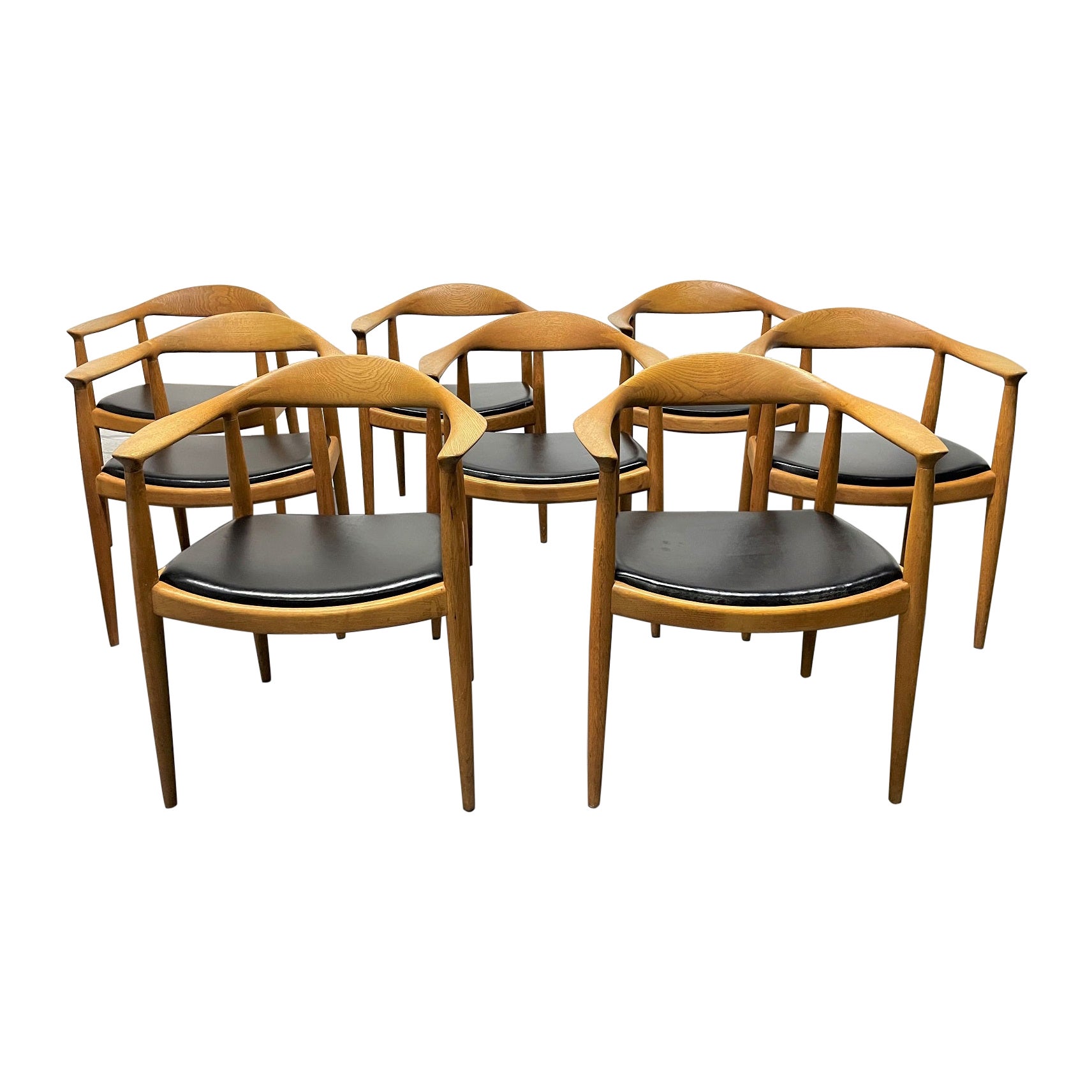 Hans J. Wegner Round Chair | 1stDibs