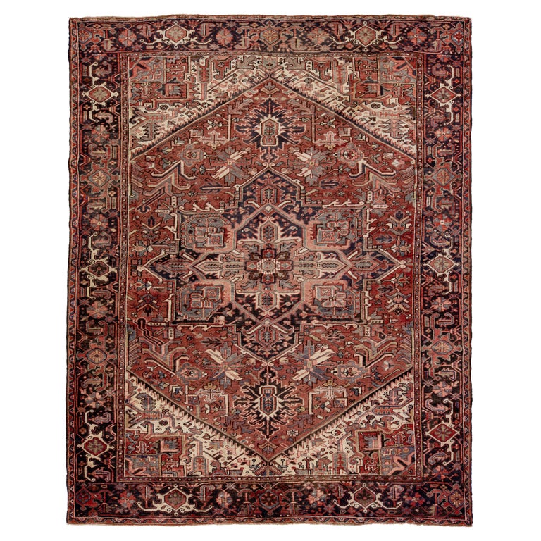 Rust Antique Persian Heriz Handmade Wool Rug With Medallion Design For ...