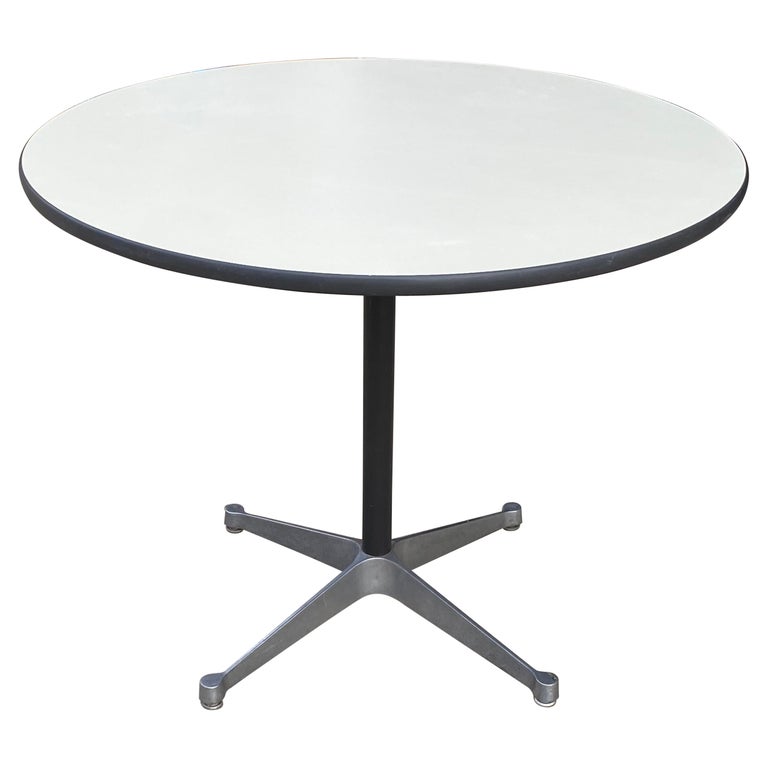 Herman Miller Eames Dining Table For Sale at 1stDibs