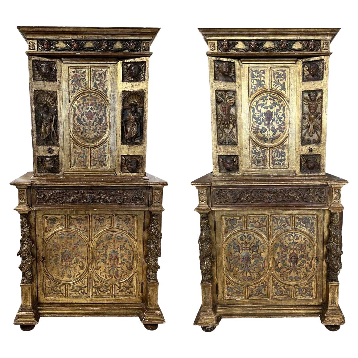 Italian Counter Cabinet 17th Century For Sale at 1stDibs