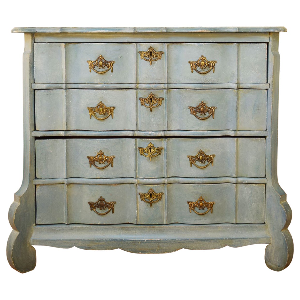19th Century French Serpentine Front Rococo Commode For Sale at 1stDibs