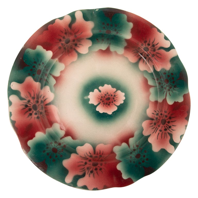 Kuznetsov Ceramic Plate, Russia, Early 20th Century For Sale at 1stDibs