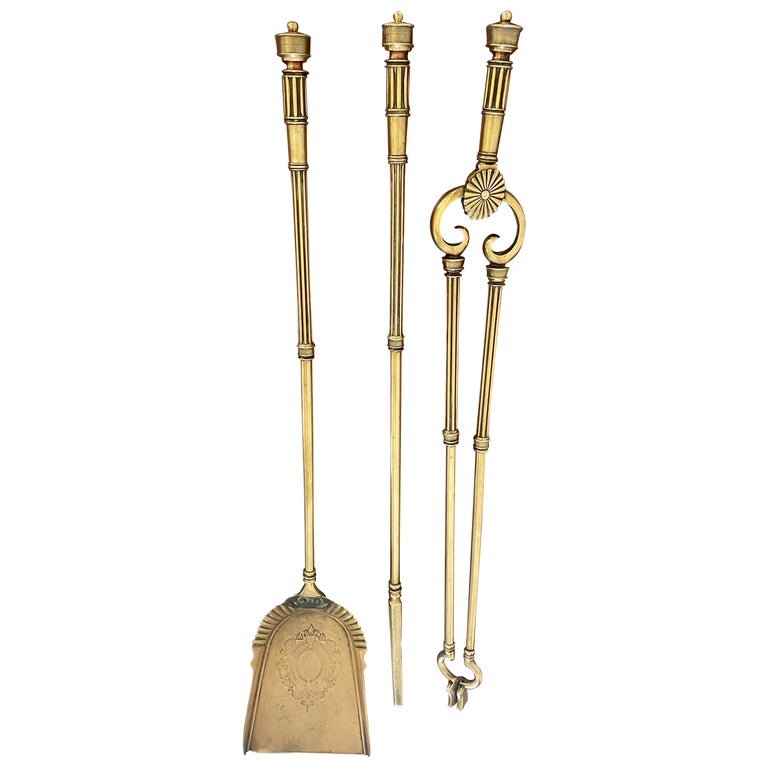 Set of Antique George III Quality Brass Fire Irons For Sale at 1stDibs