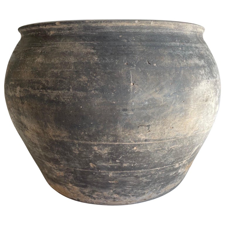 Vintage Decorative Matte Oil Pottery For Sale at 1stDibs