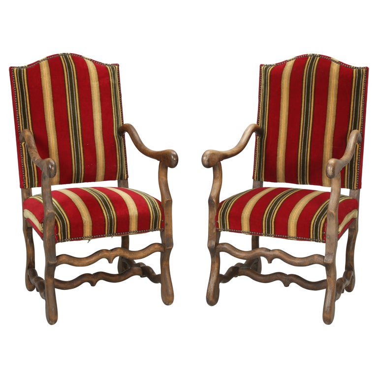 Fauteuils français vintage de style Os De Mouton en bois, construction ...