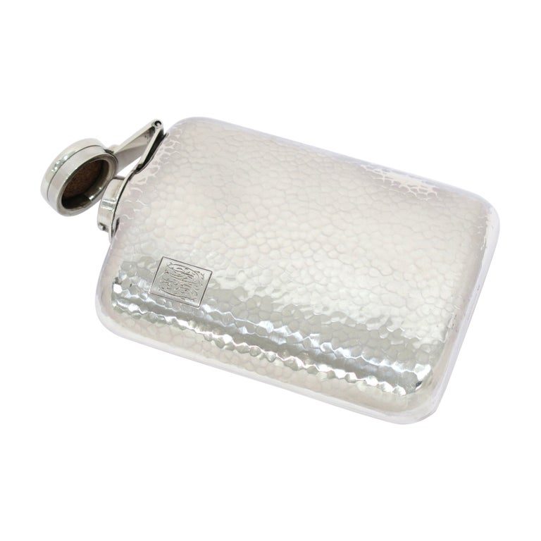 950 Silver Antique Japanese Hammered Flask For Sale at 1stDibs