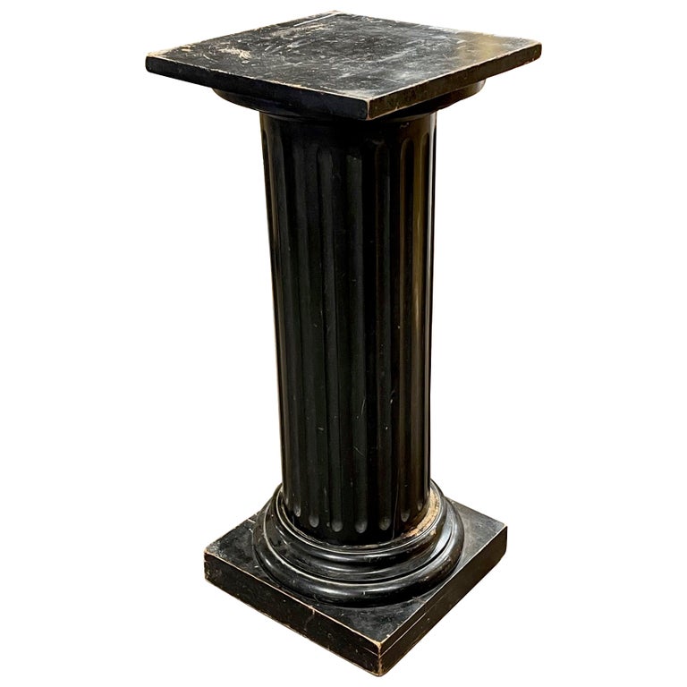 19th Century French Black Painted Wooden Pedestal For Sale at 1stDibs