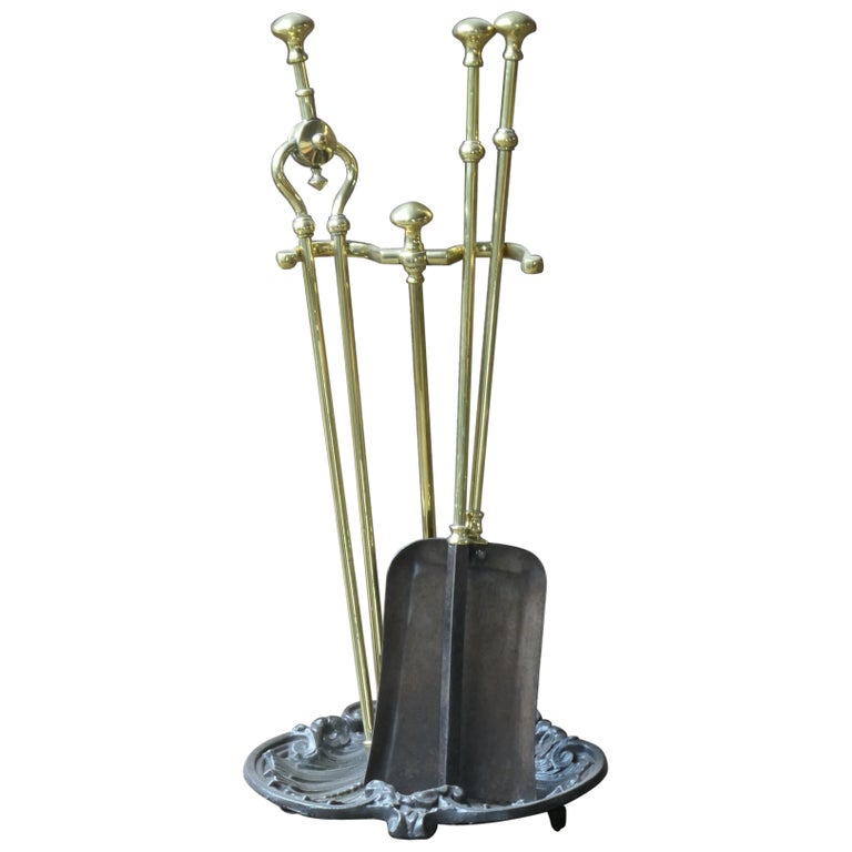 19th C. English Victorian Fireplace Companion Set For Sale at 1stDibs