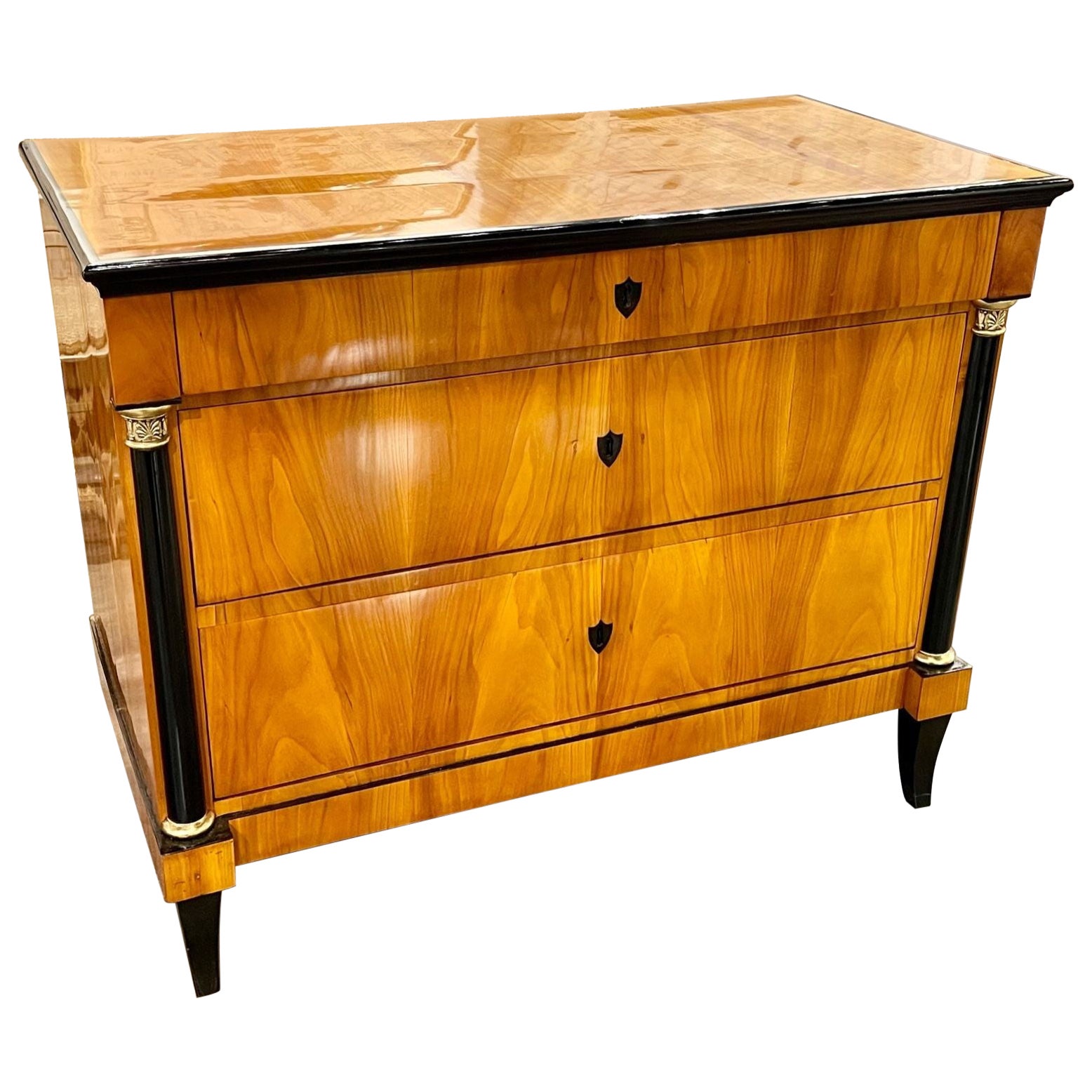 German Antique Furniture Styles - 1,166 For Sale on 1stDibs | german ...