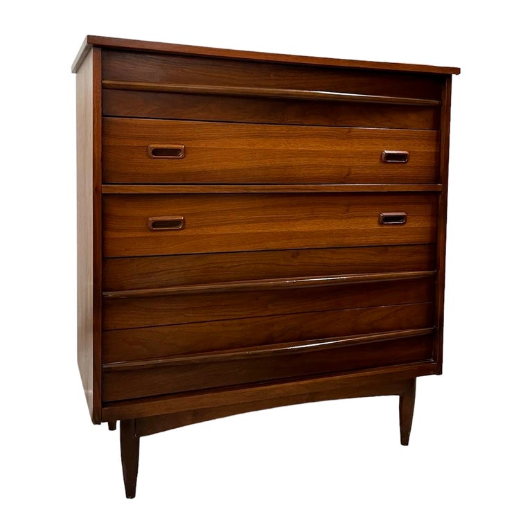Vintage Mid-Century Modern Highboy Dresser with Dovetail Drawers For ...