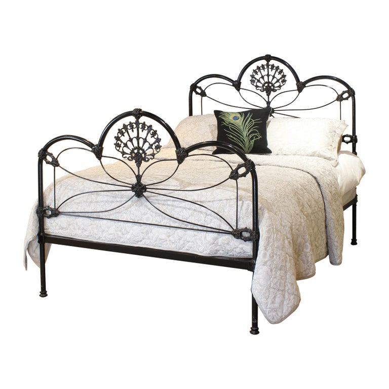 Cast Iron Antique Bed in Black, MK267 For Sale at 1stDibs