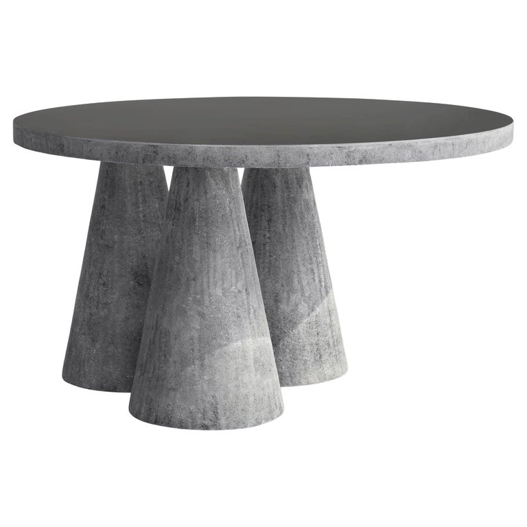 Equilibrium-Tisch von Imperfettolab im Angebot bei 1stDibs