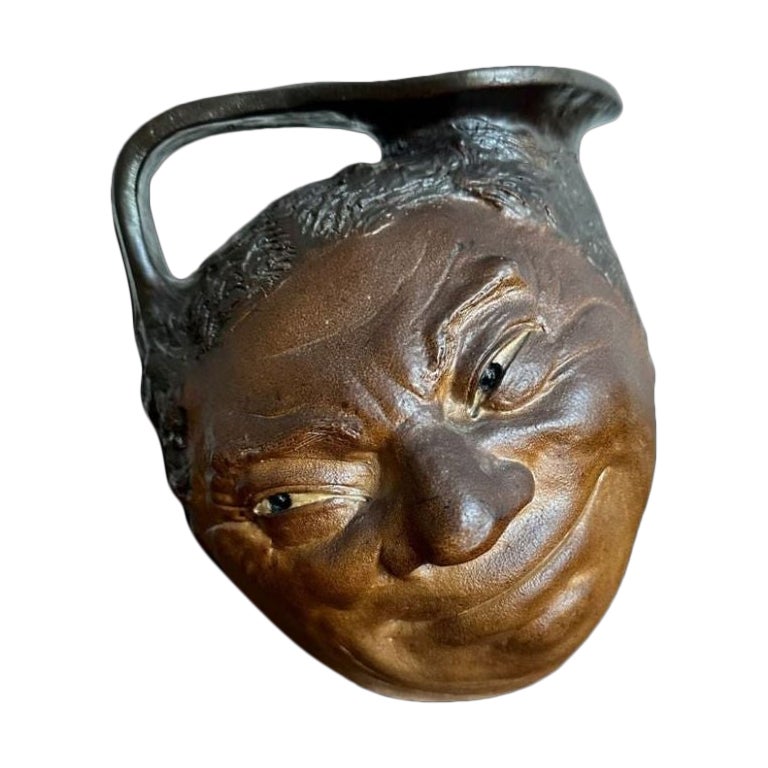 Pichet à visage de Martin Brothers, vers 1900 En vente sur 1stDibs