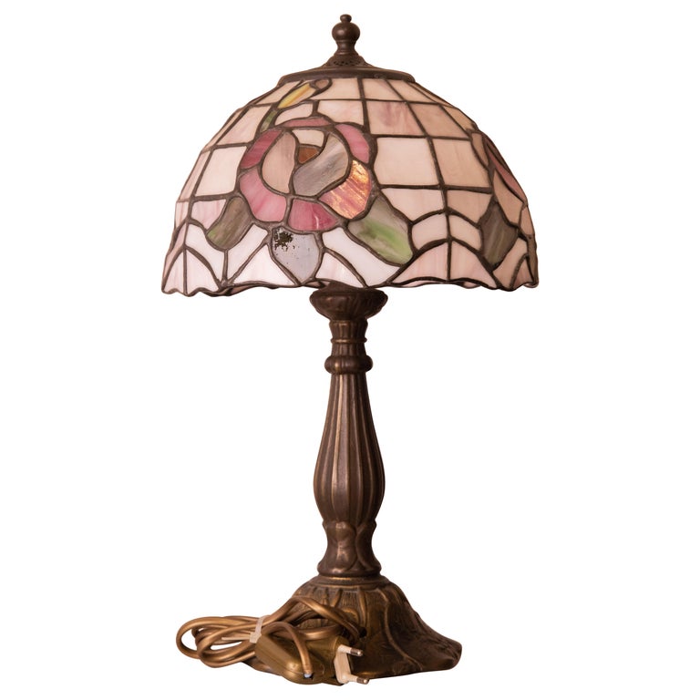 Antique Tiffany Style Leaded Glass Table Lamp For Sale at 1stDibs