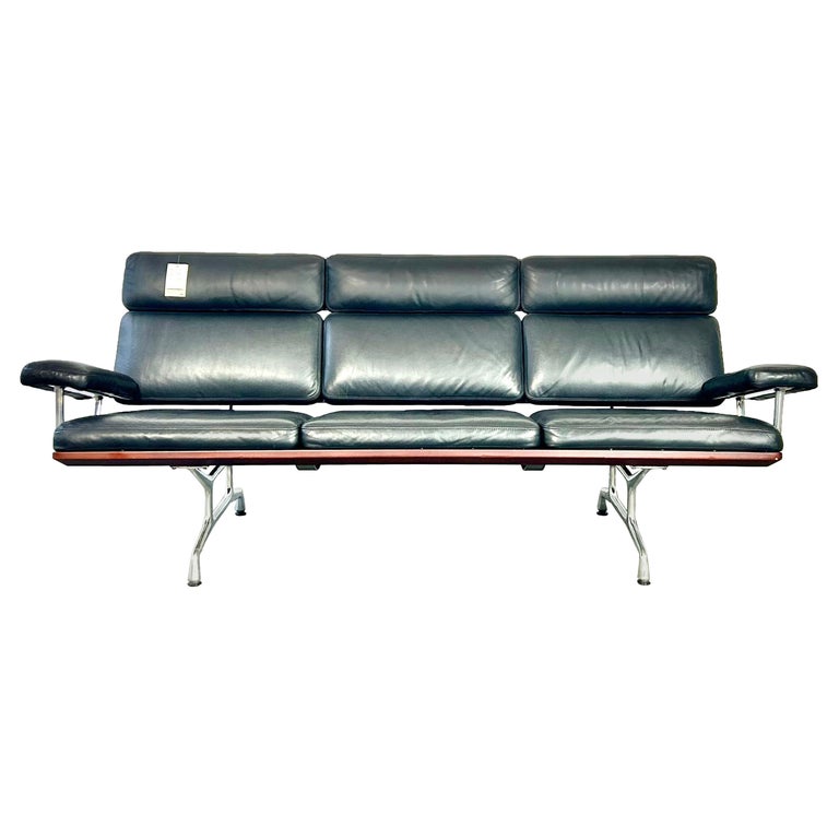 1st Edition Softpad Sofa ES108 Designed by Charles and Ray Eames, 1984 ...