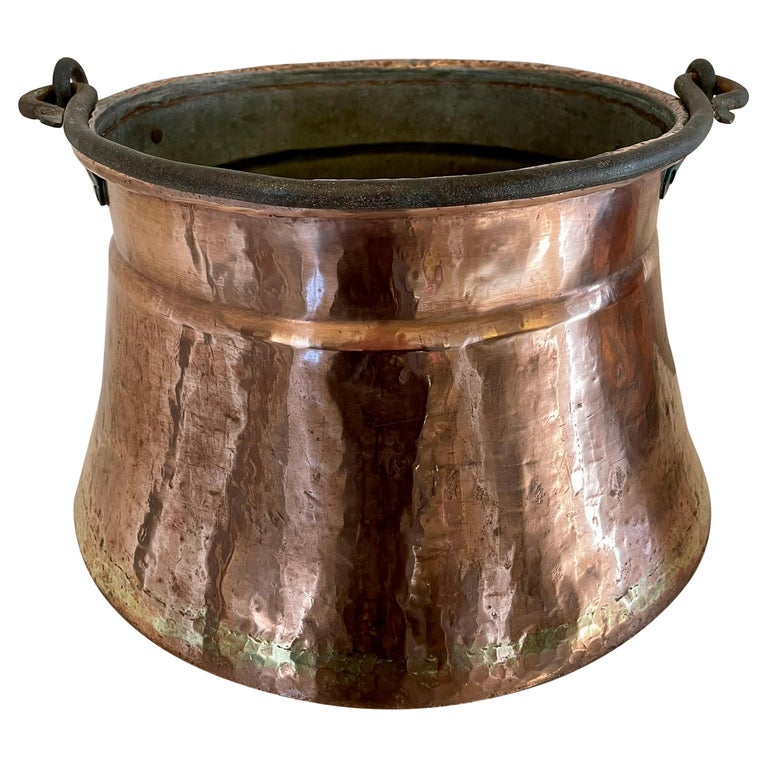 Large Antique George III Quality Copper Shaped Pot For Sale at 1stDibs