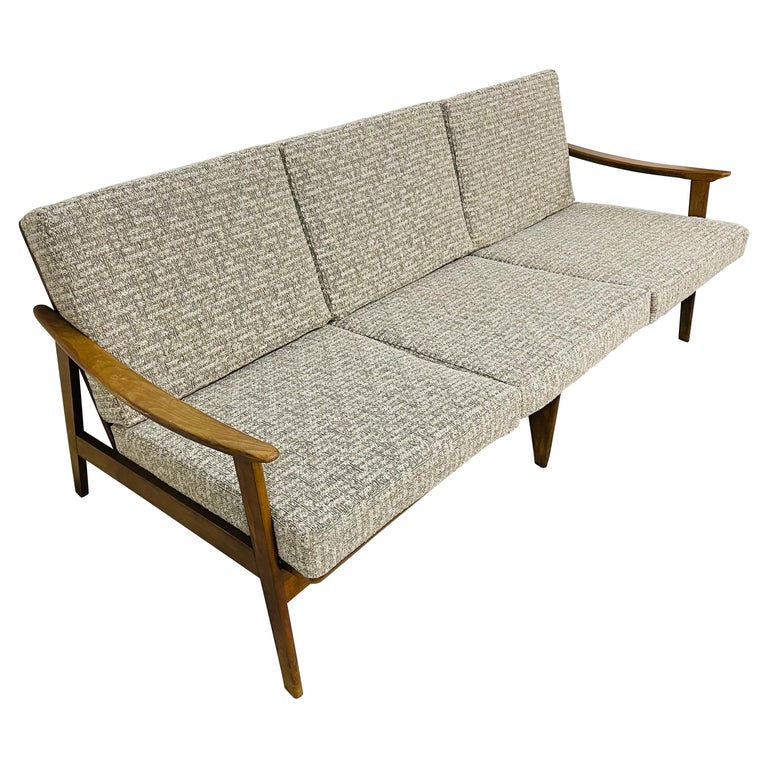 Mid-Century Modern Walnut Sofa For Sale at 1stDibs
