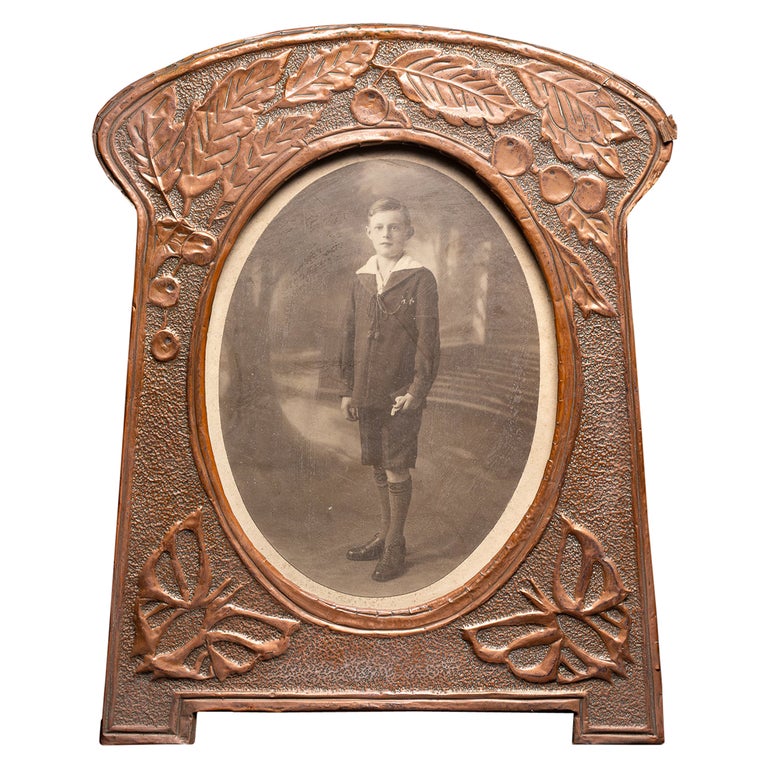 Art Deco Style Nicely Decorated Standing Picture Frame-Art Deco Style ...