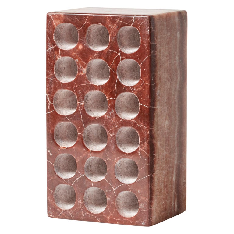Ziegelstein von Estudio Rafael Freyre im Angebot bei 1stDibs