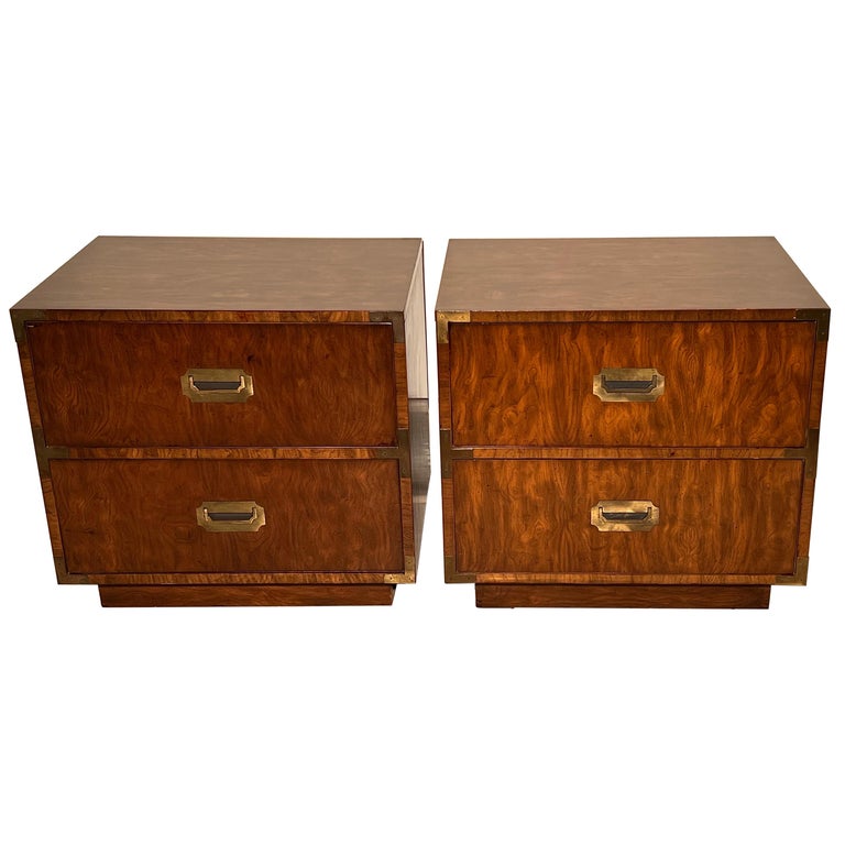 Pair of Mid-Century Modern Walnut Campaign Nightstands For Sale at 1stDibs