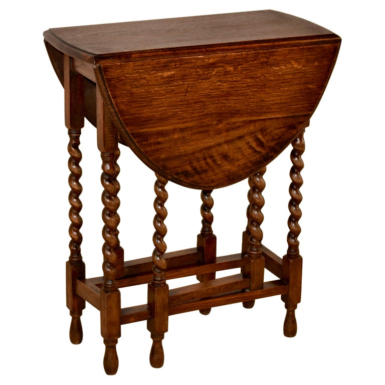 English Oak Gate Leg Table, C. 1900 For Sale at 1stDibs