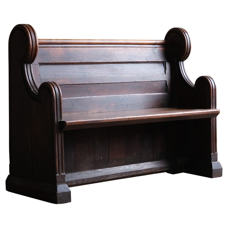 Diminutive 19th Century Oak Pew For Sale at 1stDibs
