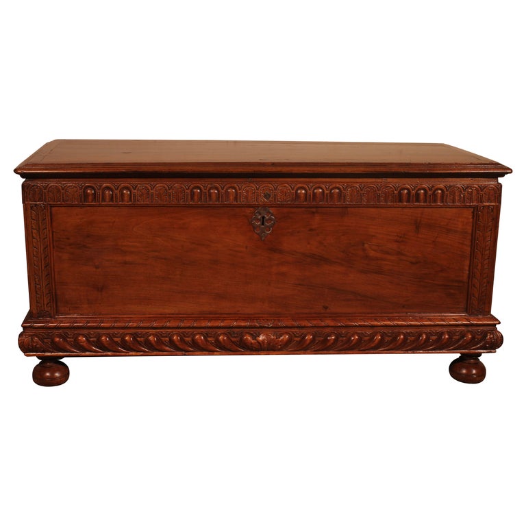 Renaissance Chest in Walnut, circa 1600, France For Sale at 1stDibs