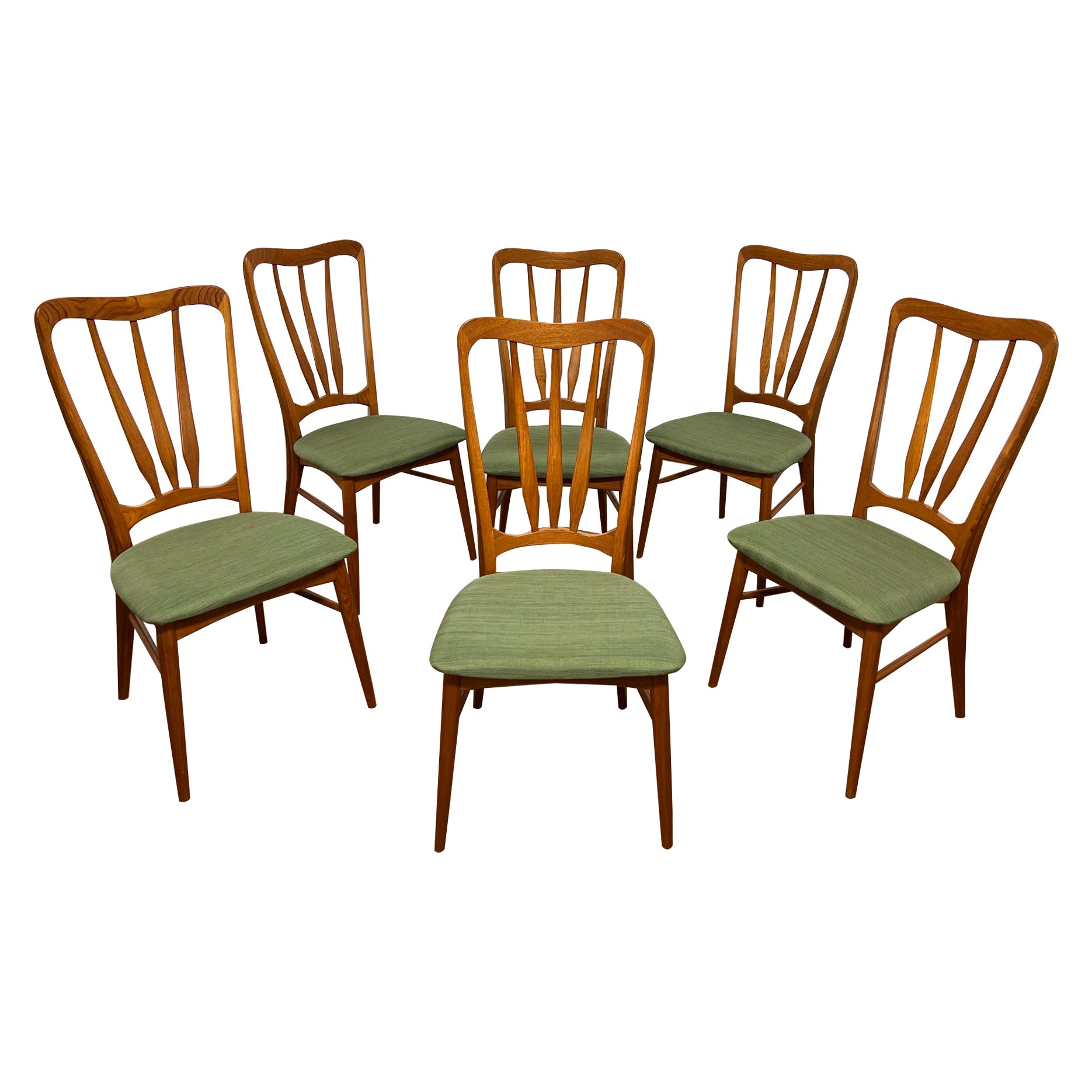 Antique 18th Century Queen Anne High-Back Corner Chair at 1stDibs ...