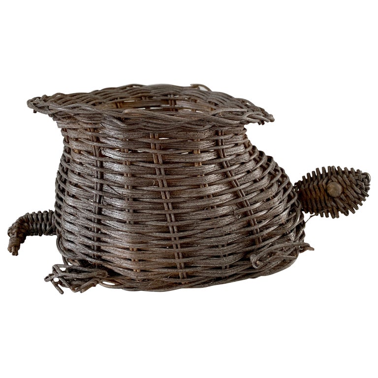 Vintage Woven Wicker Turtle Basket For Sale at 1stDibs