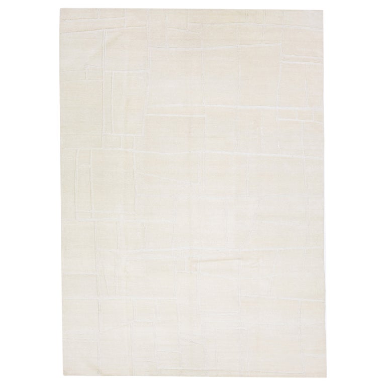 Modern Tibetan Wool and Silk Rug with Geometric Pattern in Ivory For ...