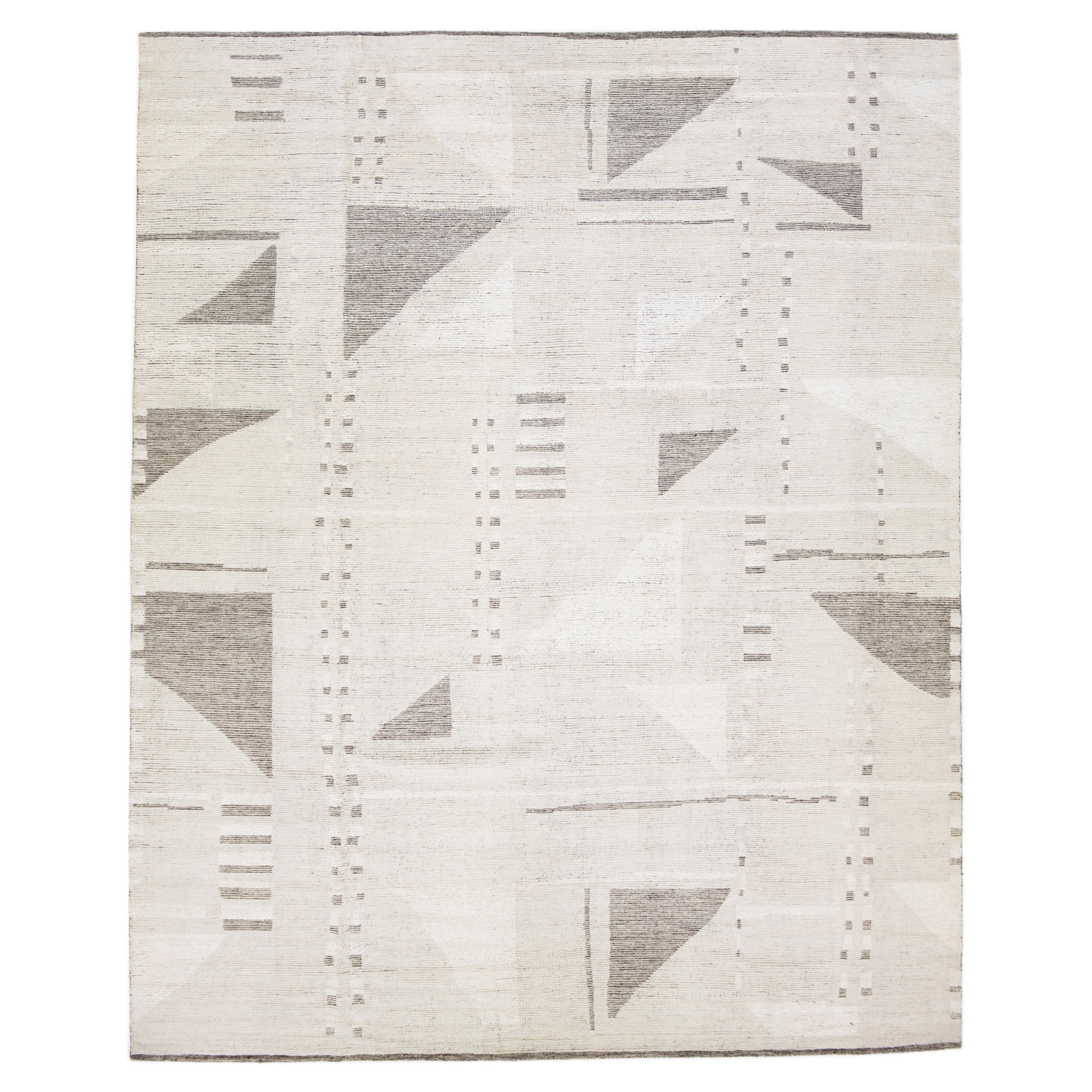 Modern Ivory Moroccan Style Wool Rug with Gray Geometric Pattern For ...