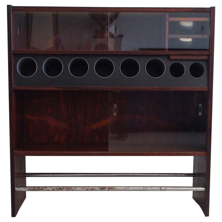 Bar danois en bois de feuillus par Erik Buch En vente sur 1stDibs