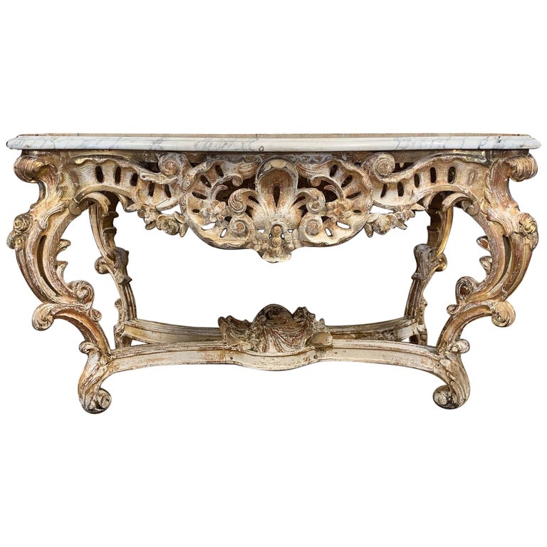19th Century Gilded Carved Wood Rococo Center Table For Sale at 1stDibs