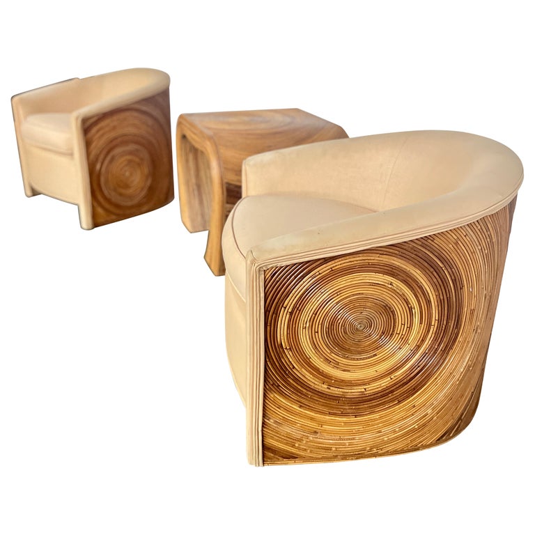 Vintage Bamboo Pencil Reed Club Chairs and Side Table For Sale at 1stDibs