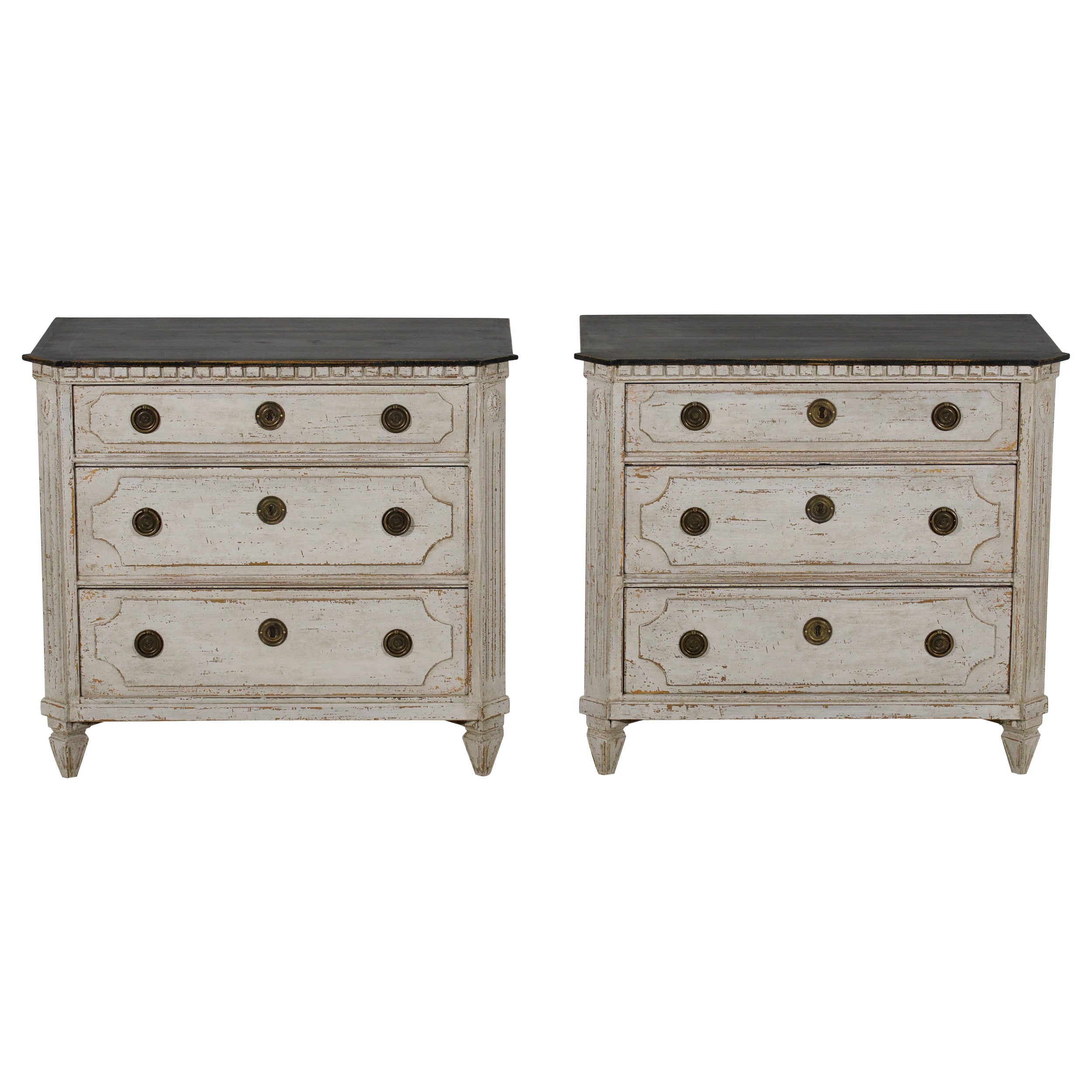 19th Century Aesthetic Movement Chest of Drawers For Sale at 1stDibs