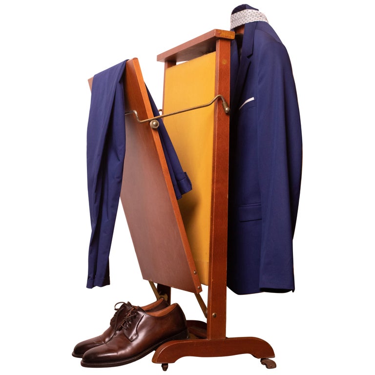 Italian Midcentury Clothes Valet Signed Fratelli Reguitti For Sale at ...