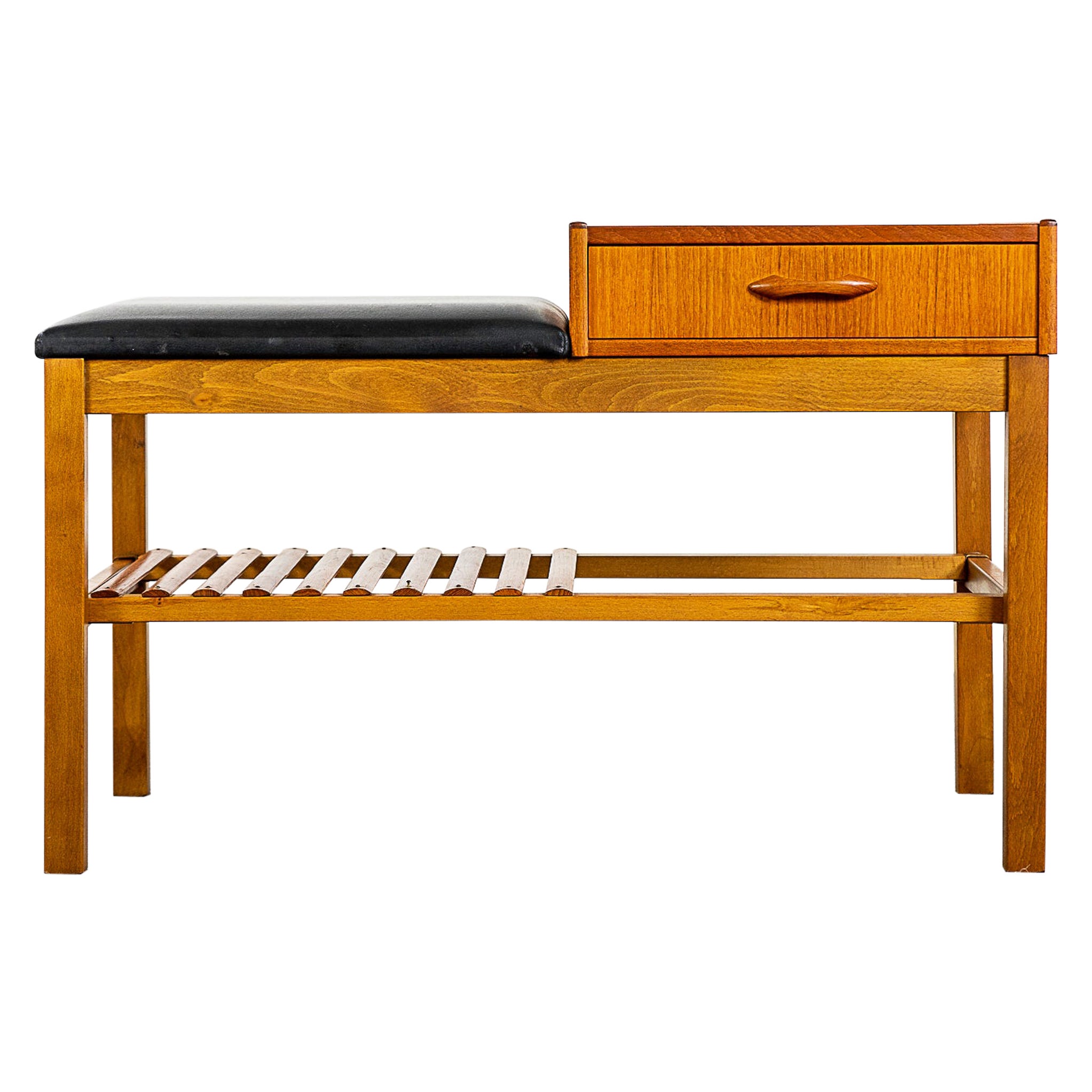 Danish Bench in Teak and Oak For Sale at 1stDibs