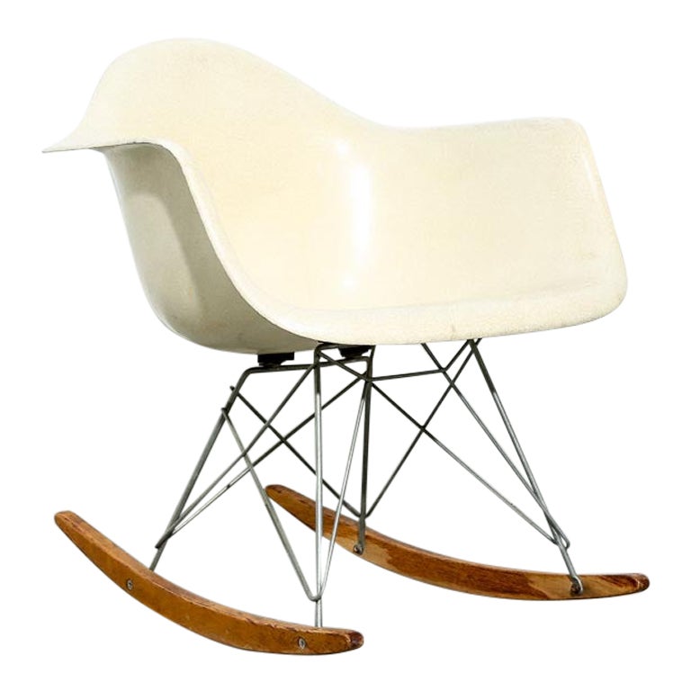 Vintage Eames Fibreglass RAR Rocker For Sale at 1stDibs