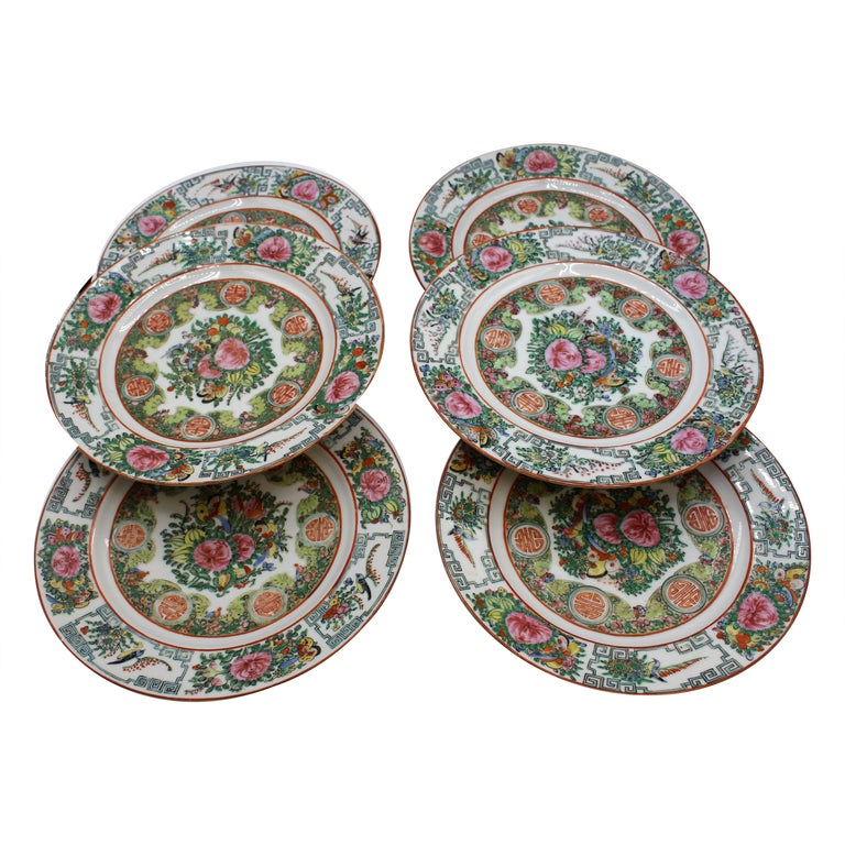 Set of 20th Century Rose Canton Dinner Plates For Sale at 1stDibs