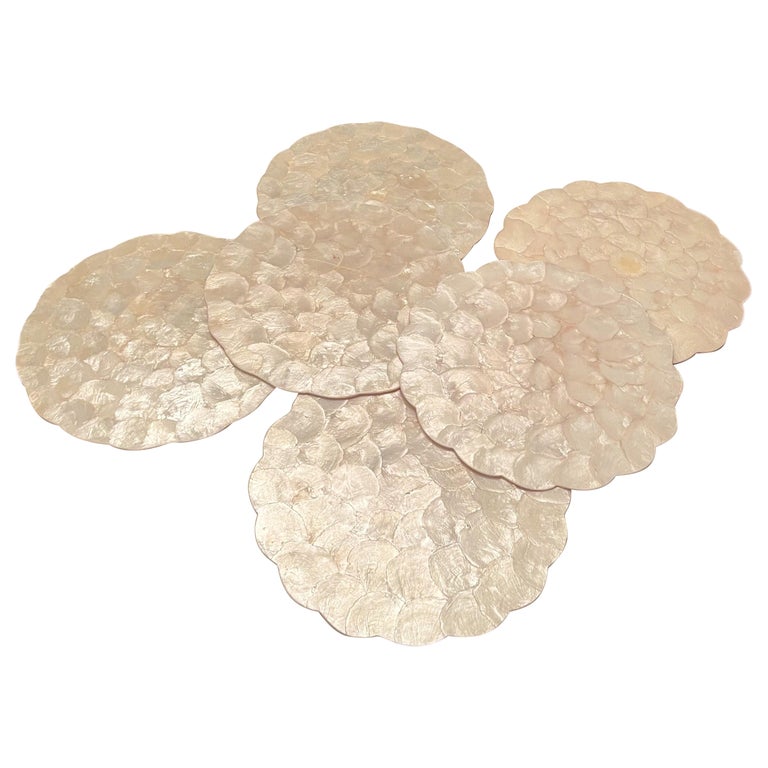 Set of 6 Handcrafted Capiz Scalloped Placemats, 1970s For Sale at 1stDibs