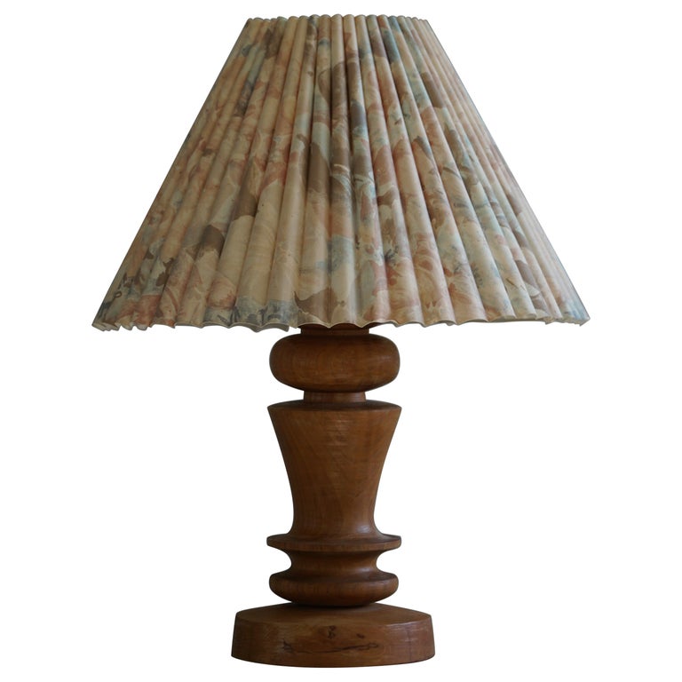 Midcentury Scandinavian Modern Organic Table Lamp in Solid Oak, 1960s ...