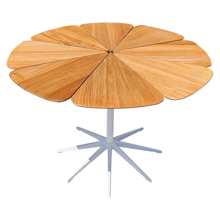 Mid-Century Modern 'Petal' Dining Table by Richard Schultz for Knoll ...