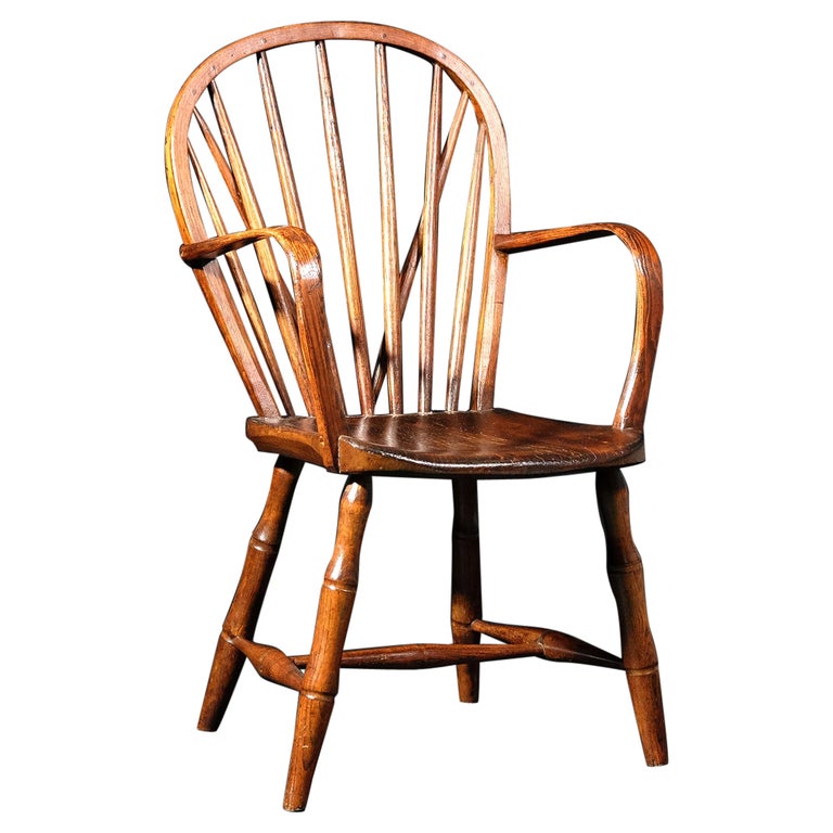 Chaise de campagne anglaise du 19ème siècle en orme avec accoudoirs ...