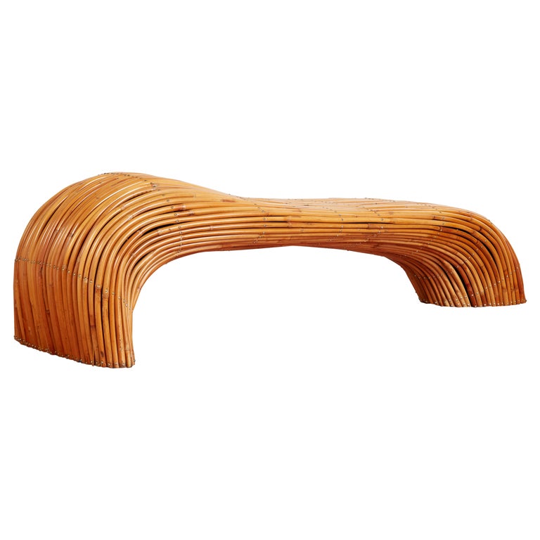 Banc unique en bambou En vente sur 1stDibs