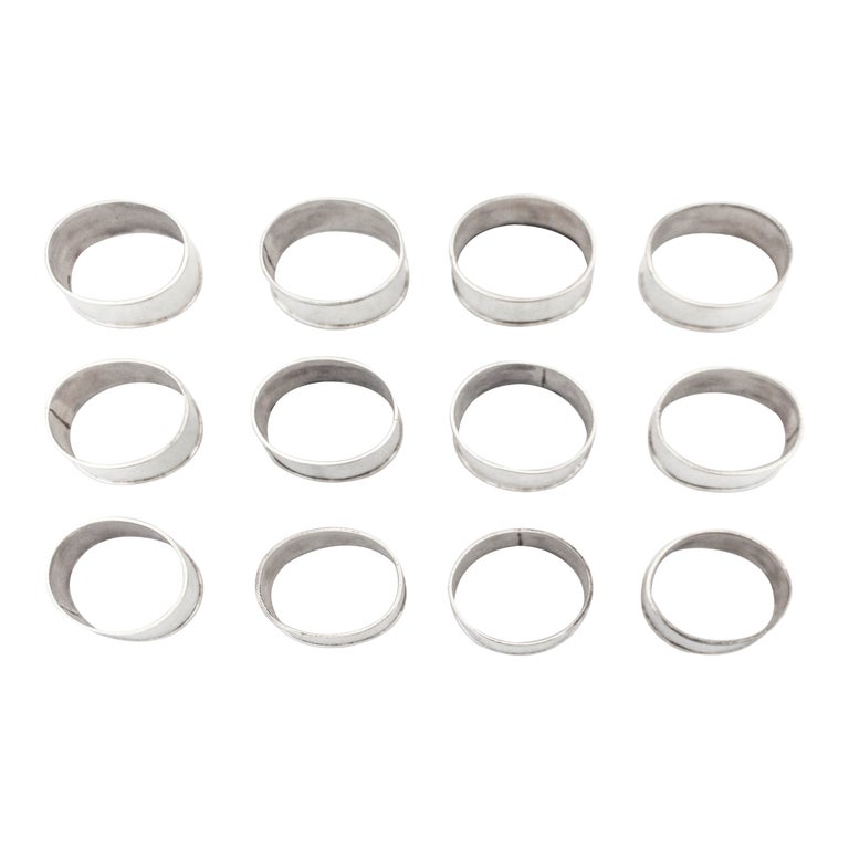Set of 12 Sterling Silver Napkin Rings For Sale at 1stDibs